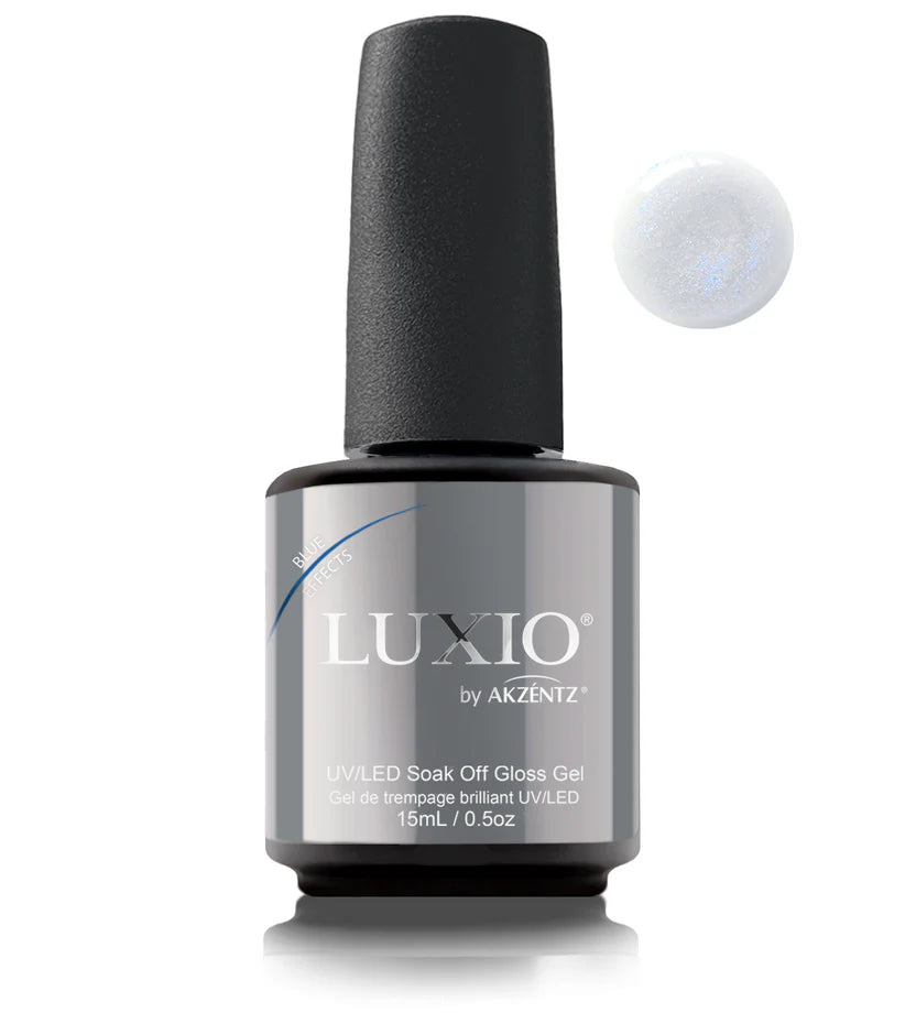Luxio Blue effects Gel nail polish – NashlyNails